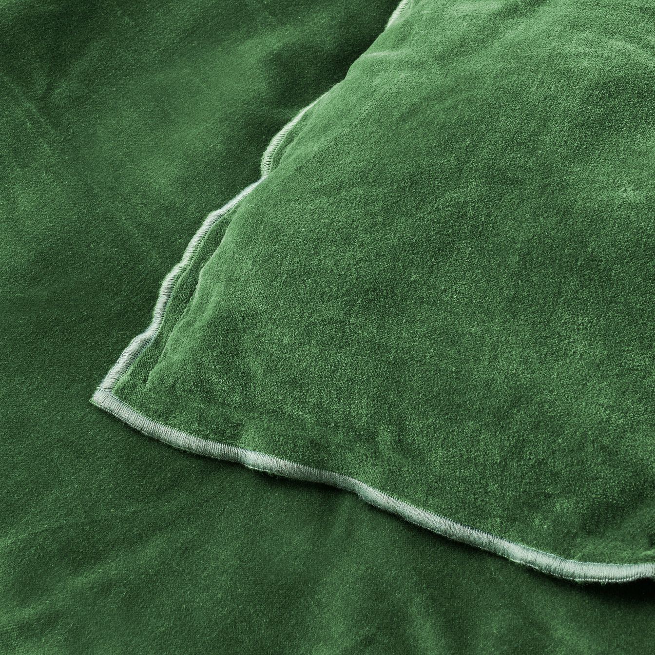 Harewood Bedspread – Christy USA